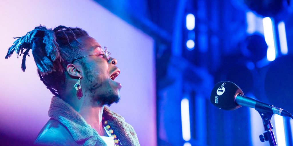 » Contains Strong Language