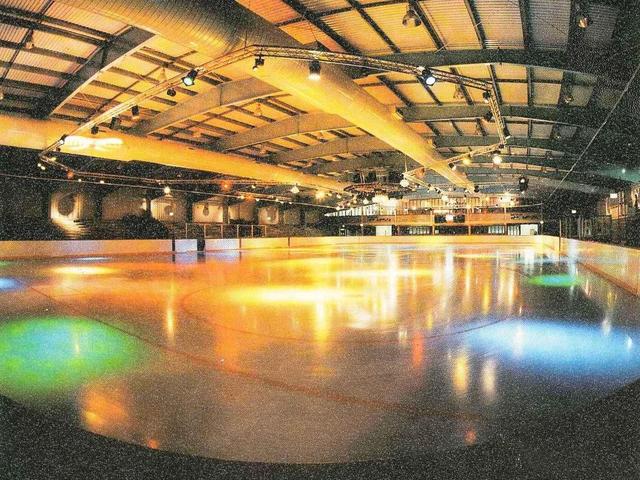 » Ice Arena