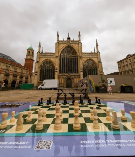 » Outdoor Chess In Trinity Square